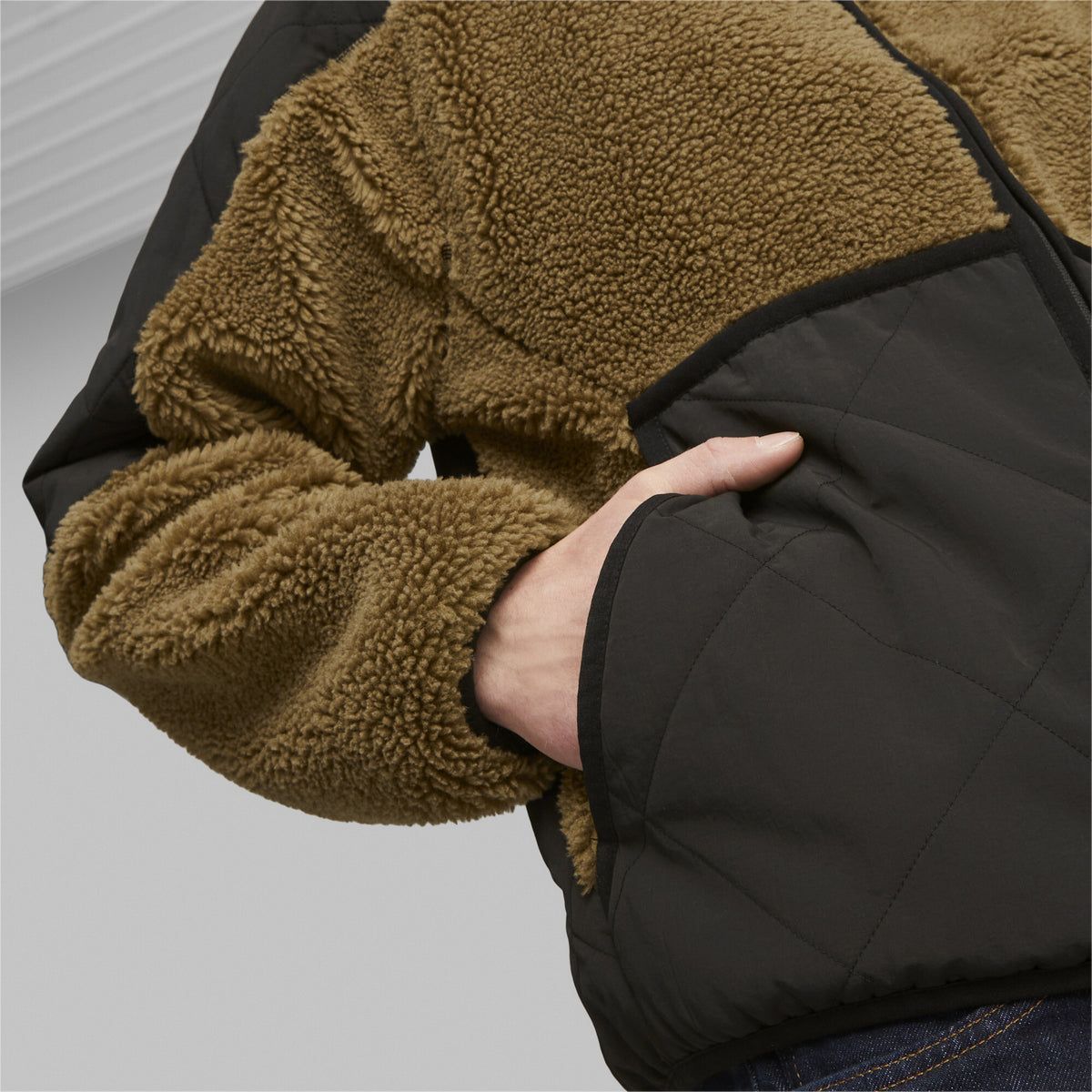 PUMA - Men - Utility Jacket - Black/Brown – Nohble